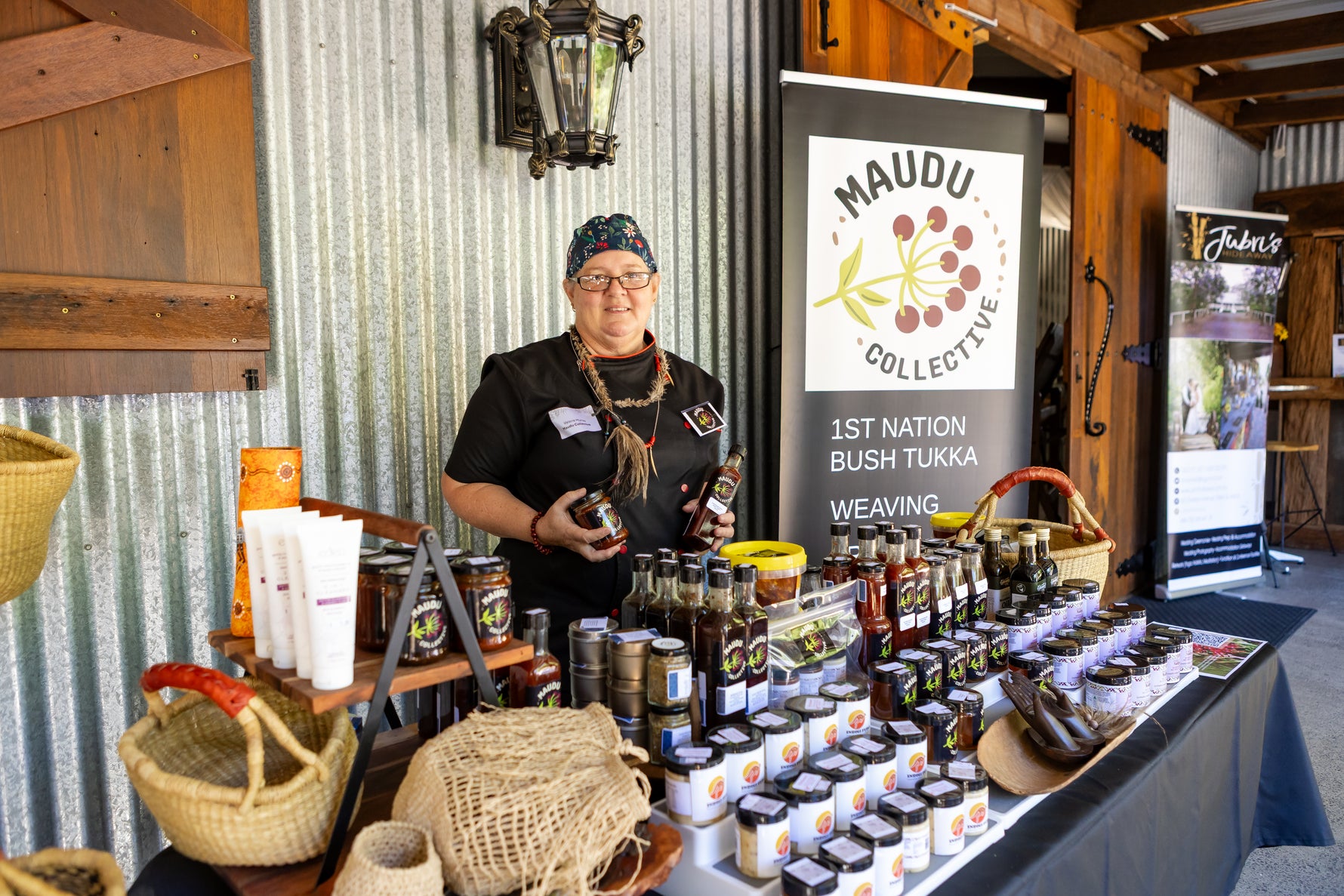 Contact | Maudu Collective